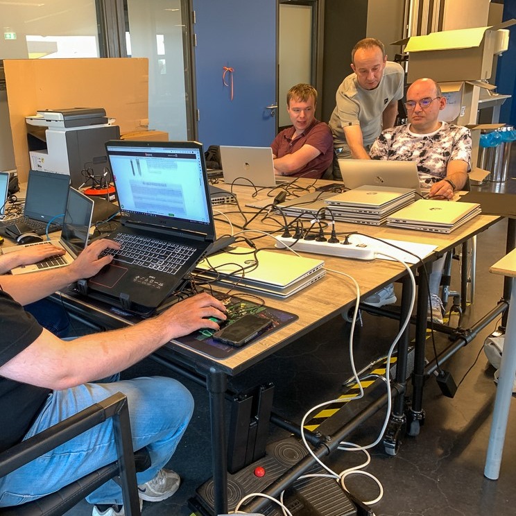 Tech-it, ondersteuning bij zorgtechnologie voor en door cliënten - PSW